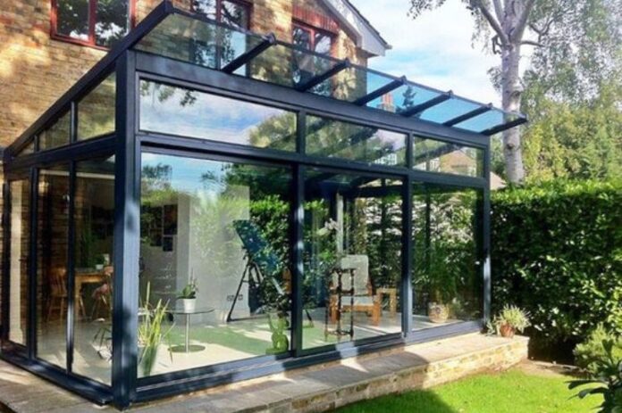 30 Enclosed Patio Ideas to Enhance Your Outdoor Space