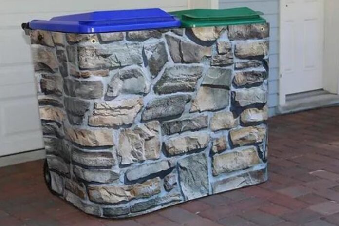 20 DIY Garbage Can Enclosure Ideas: Tidying Outdoor Space