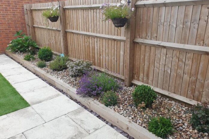 Low Maintenance Garden Borders: 15 Easy and Gorgeous Ideas