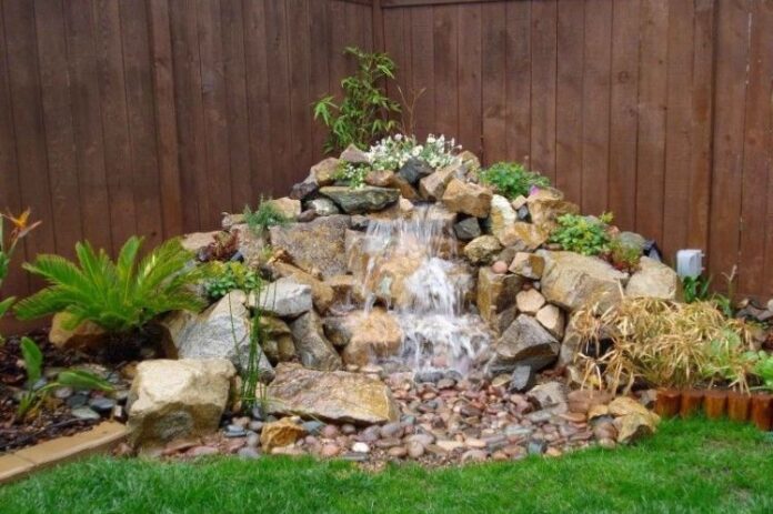 Small Corner Rock Garden Ideas: 28 Designs for Outdoor Oasis