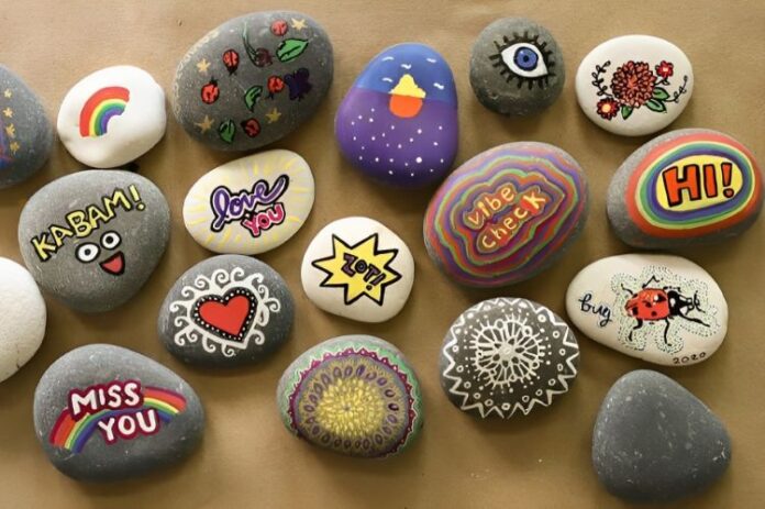 Rock Faces: 25 Inspiring Painted Rock to Unlock Your Creativity