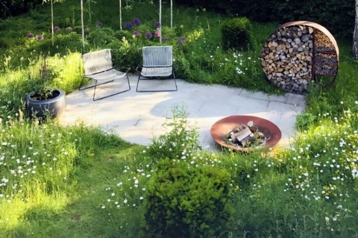 Countryside Landscaping: 35 Inspiring Ideas to Unlock the Charm