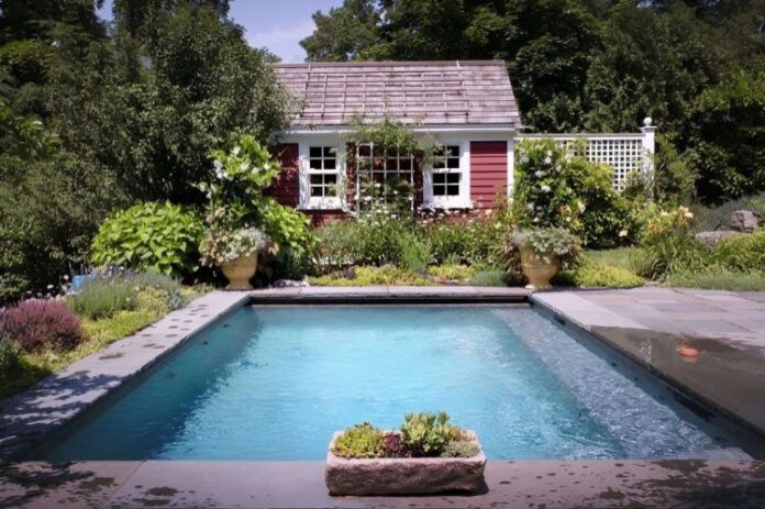 Pool Landscaping Ideas: 20 Transformative Designs for Pool Area